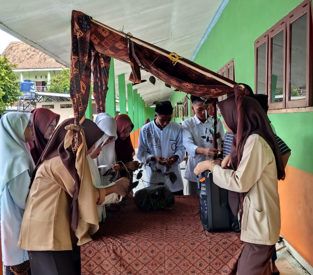 KEREN! Siswa MTs Nurul Huda Tembus Kompetisi Sains Madrasah 2023 Tingkat Provinsi – Yayasan ...
